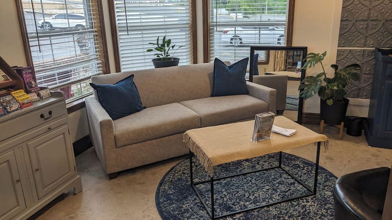 Dutton Inn from ₱4,579. Branson Hotel Deals & Reviews - KAYAK